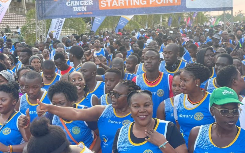 Pictorial: Thousands honour Rotary Cancer Run 11th edition – Nnalubaale ...