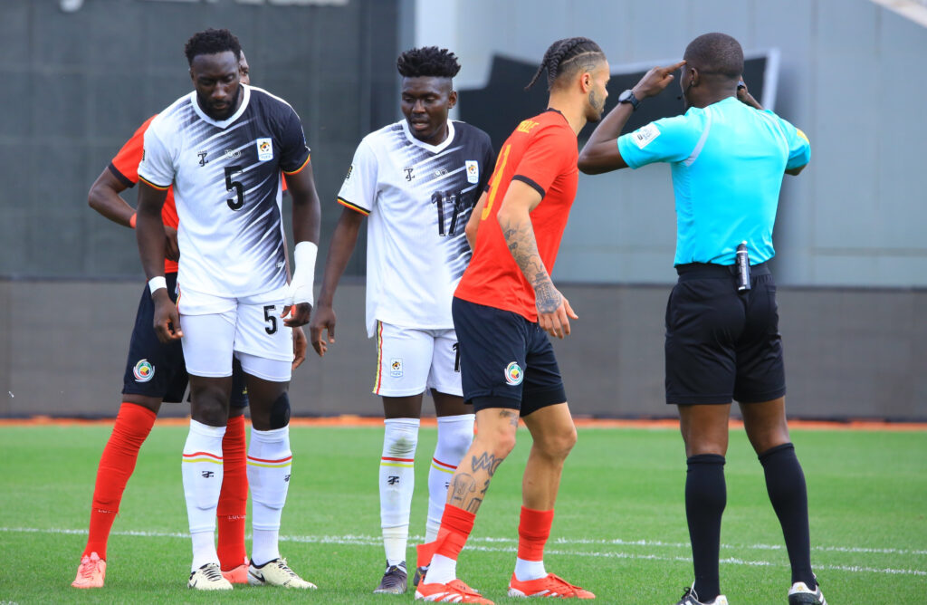 Mozambique punishes erratic Uganda Cranes to go top of Froup G | FIFA ...